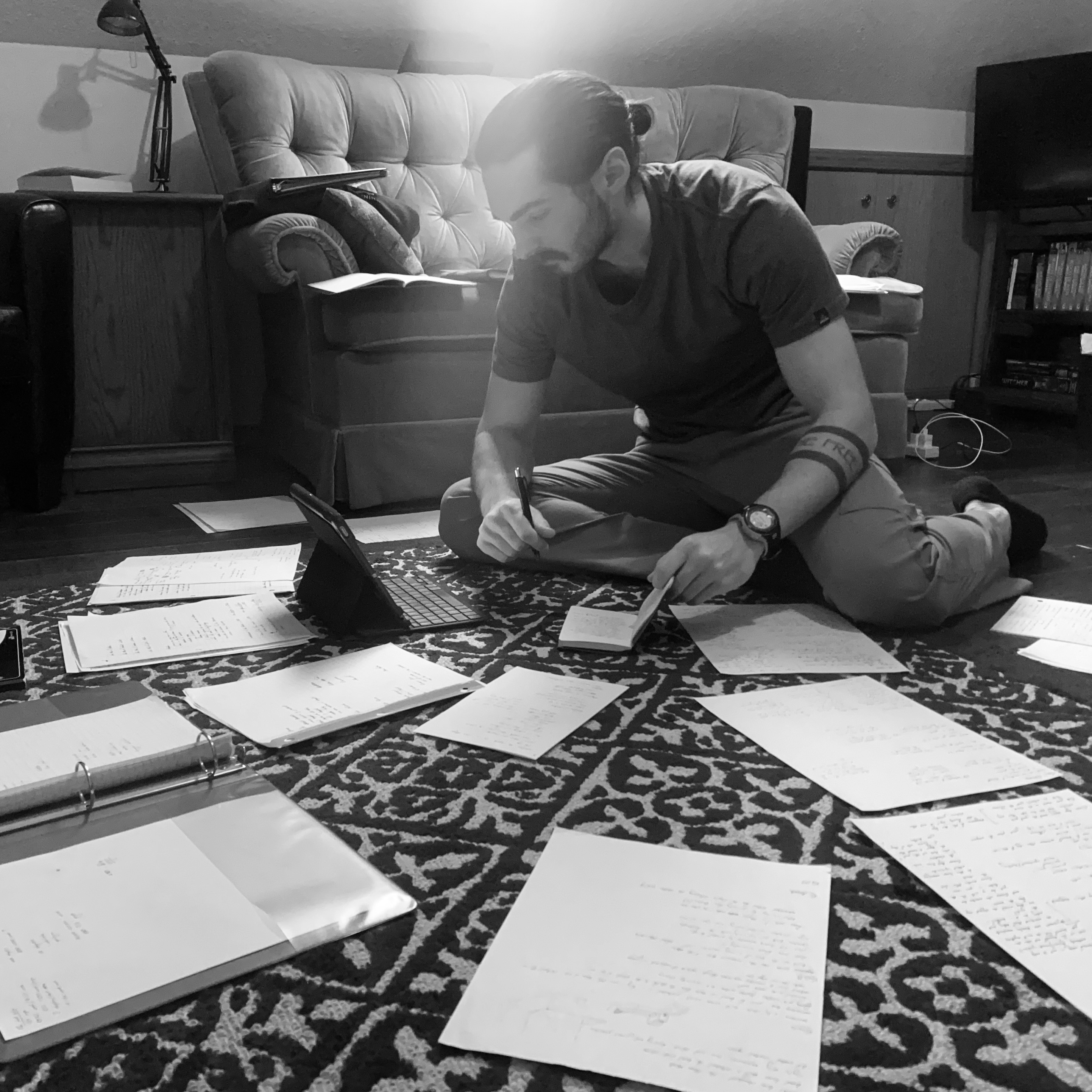 THE WRITER – The Writer in White